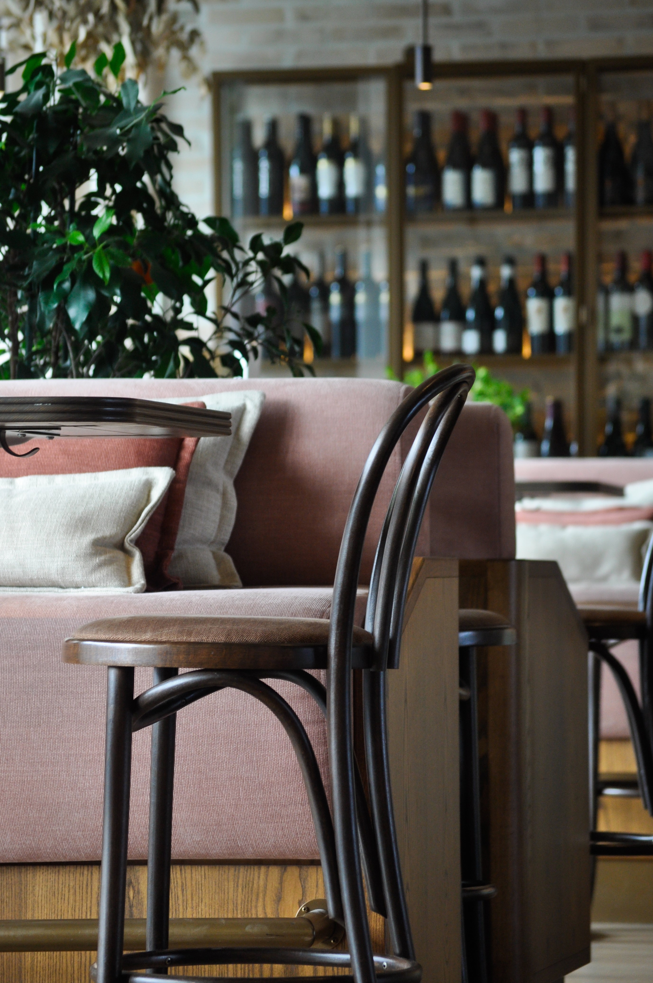 CONFERENCE & MEETING CHAIRS | SEATING | Archer Hospitality | New Zealand